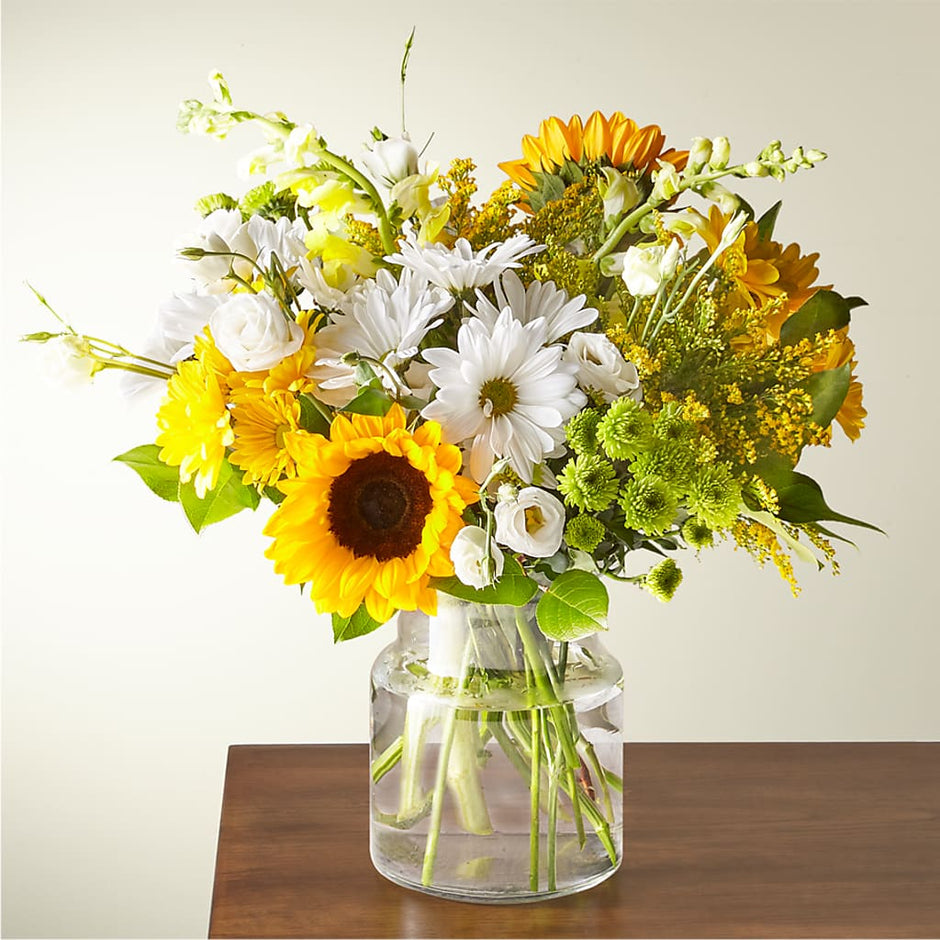 Aurora Florist | Same Day Flower Delivery by Diana's Flowers And Gifts